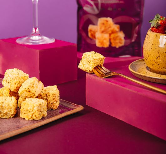 Dadinhos de Tapioca Vegano com Queijo Mussarela 300g - CoolBe | Boníssima